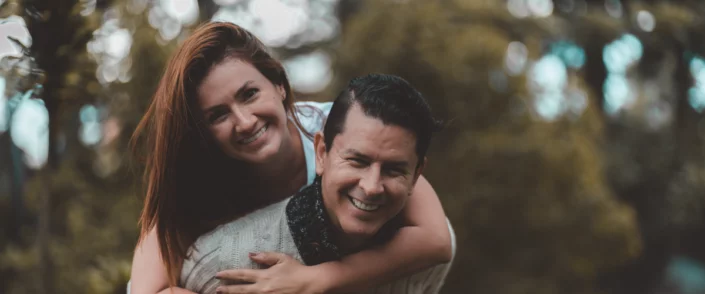 30 Romantic Fall Date Ideas For Couples - First Things First